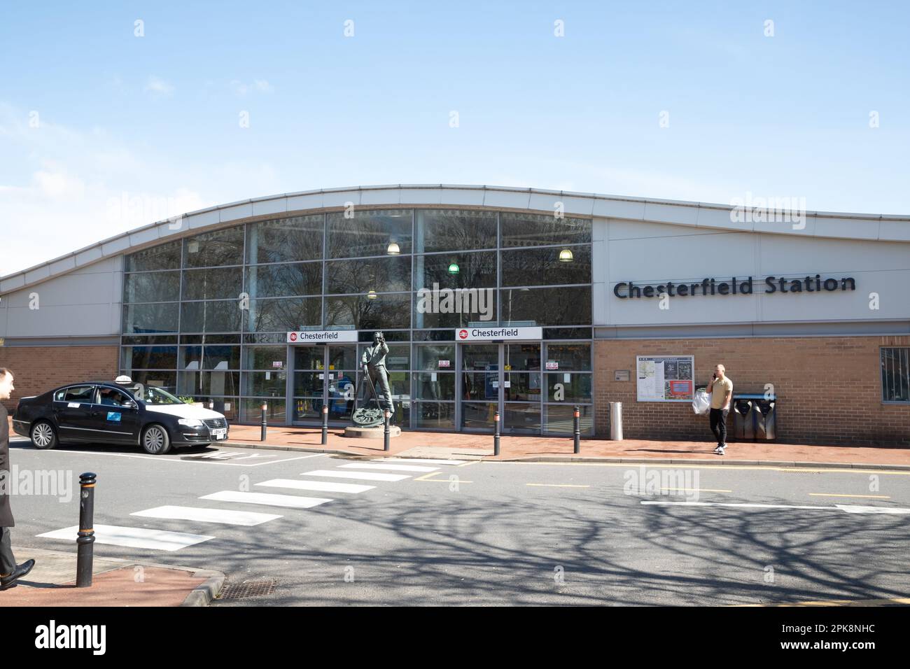 George Stephenson Statue outside Chesterfield Railway Station in ...
