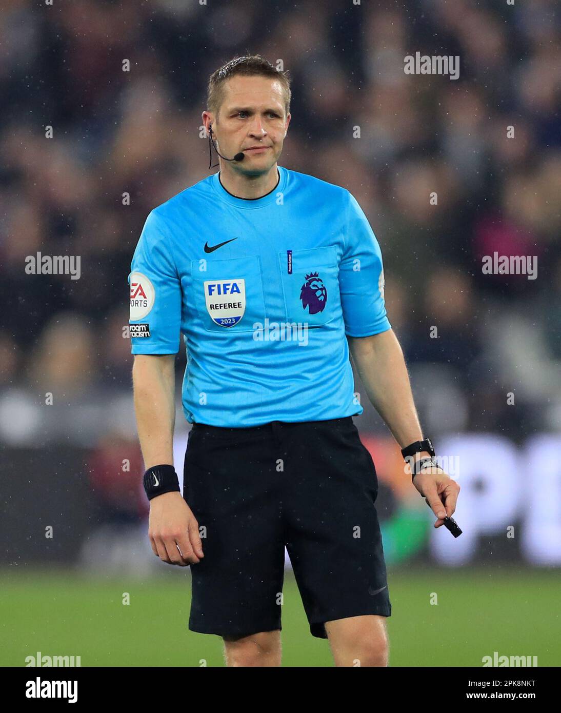 Referee Craig Pawson during the Premier League match at the London ...