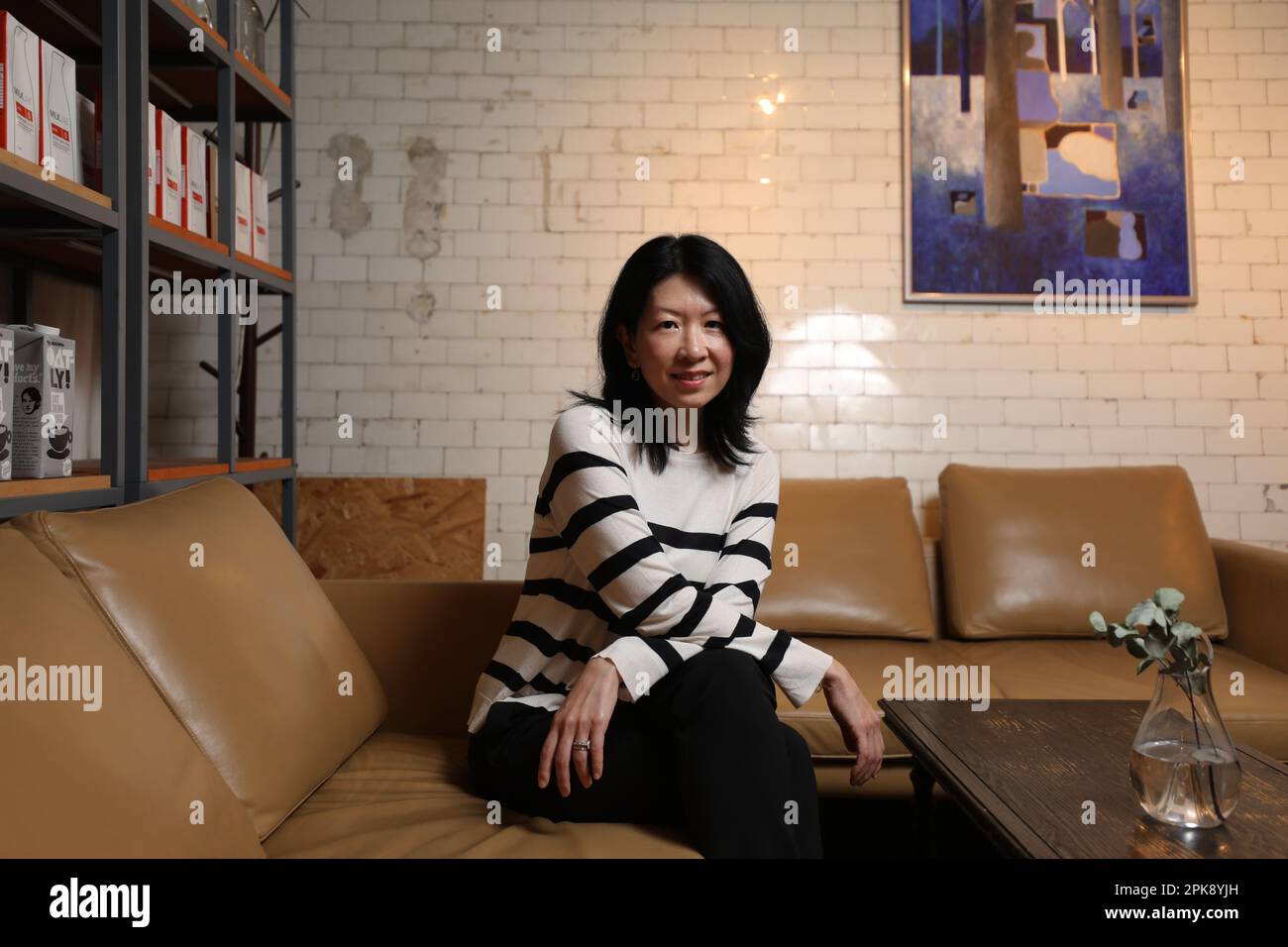 Sue lynn tan hi-res stock photography and images - Alamy