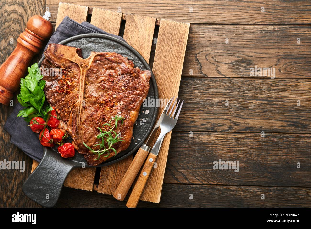 Australian bone beef steak hi-res stock photography and images - Alamy
