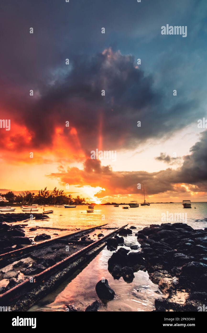 Beautiful coast in evening hi-res stock photography and images - Alamy