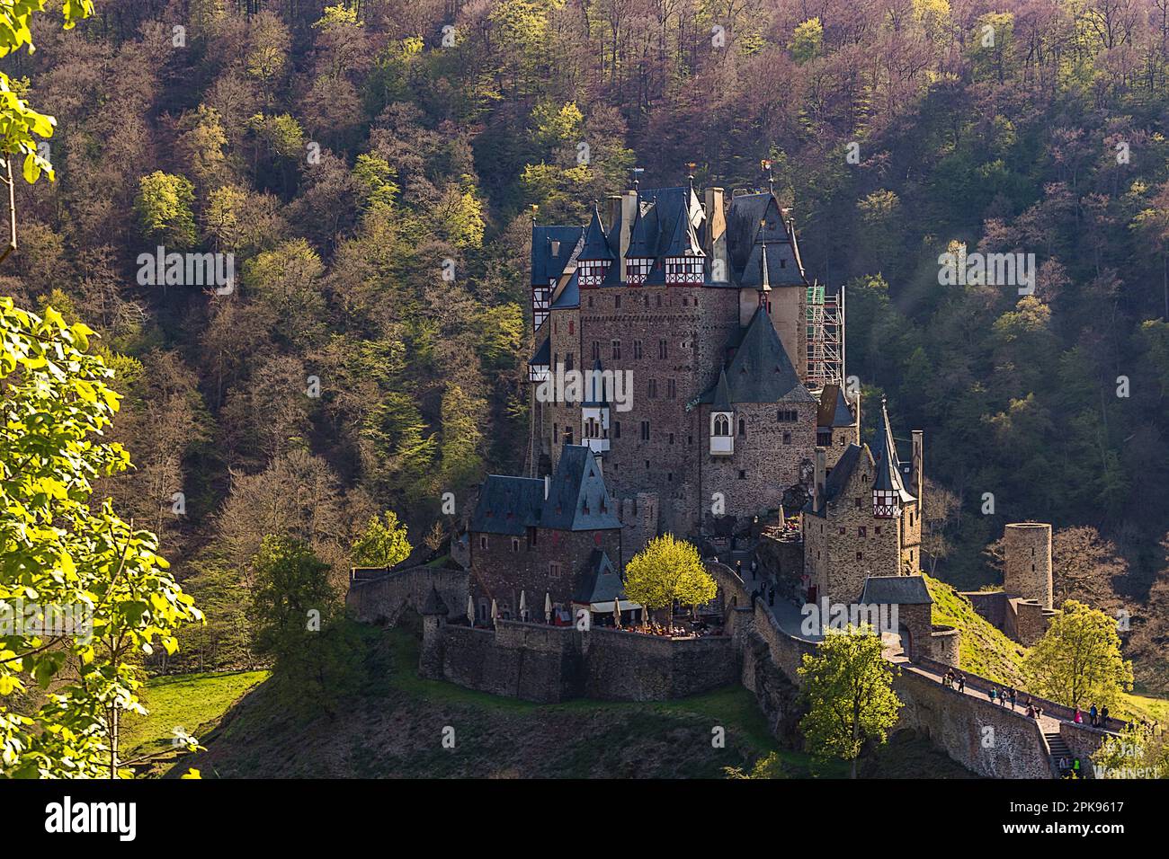 Eltz castle in the daytime, famous German castle from 500 DM bill ...