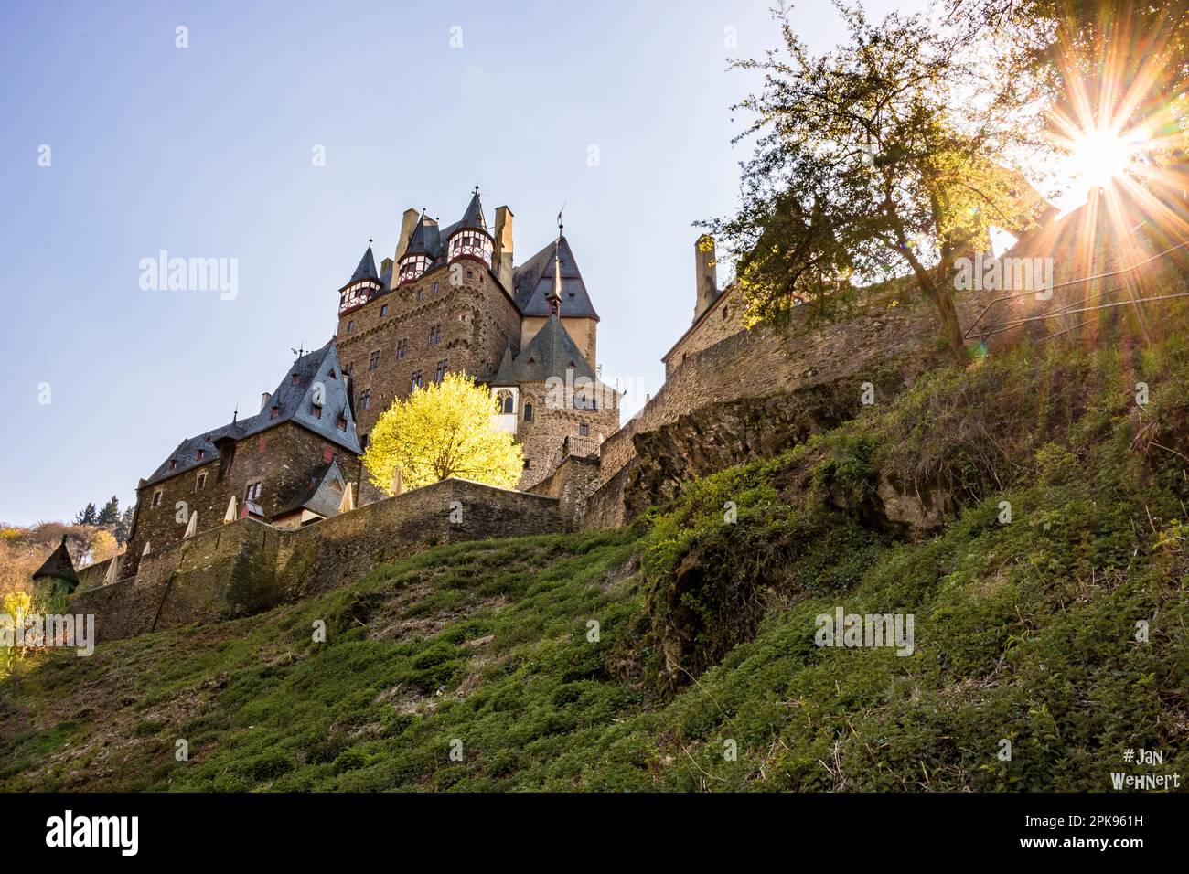 Eltz castle in the daytime, famous German castle from 500 DM bill ...
