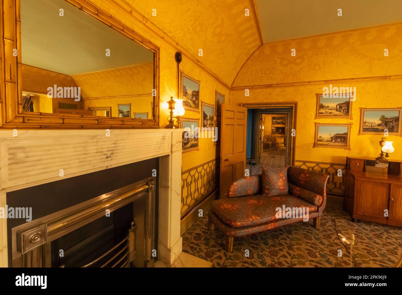 Royal pavilion brighton interior hi-res stock photography and images ...