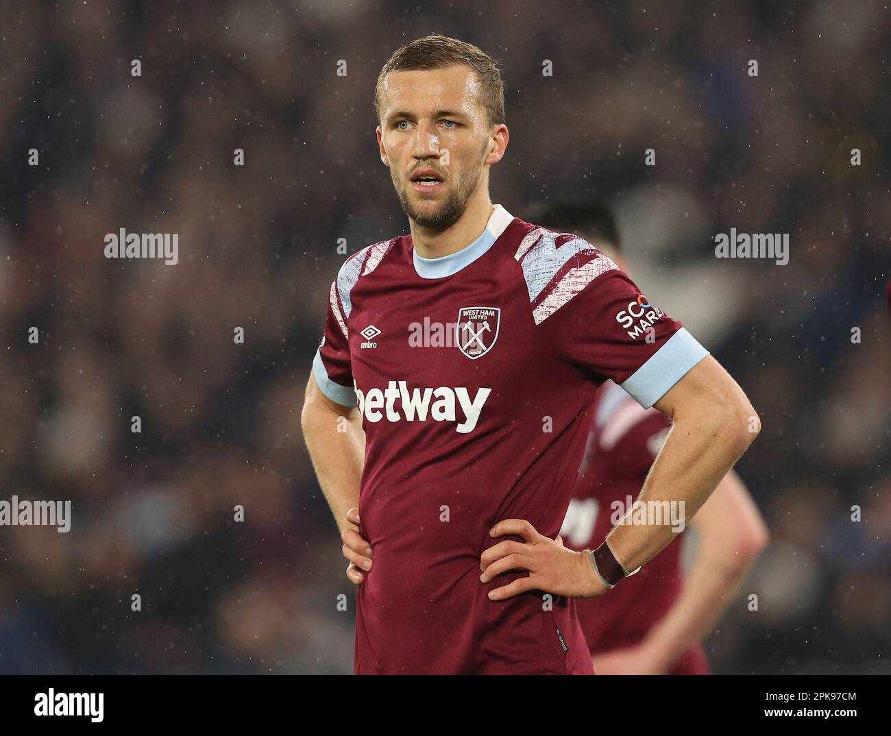 Premier league west ham soucek 2023 hi-res stock photography and images ...