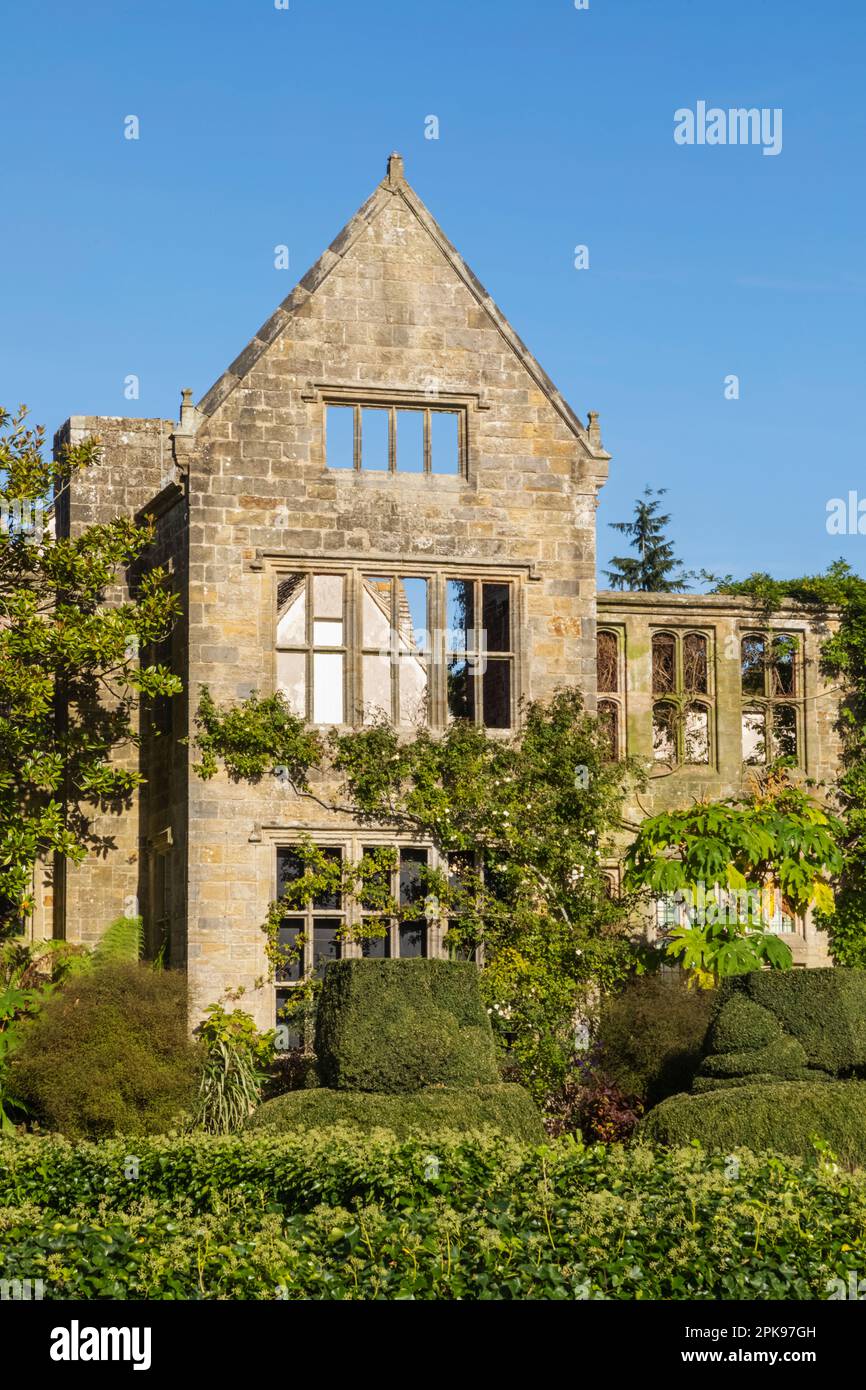 England, West Sussex, Handcross, Nymans, House and Gardens Stock Photo ...