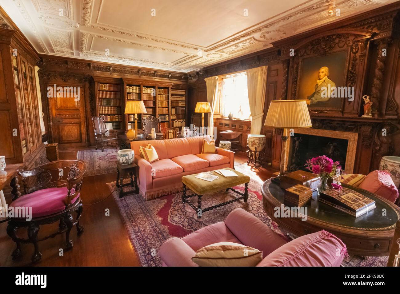 England, Kent, Hever, Hever Castle, The Library Stock Photo - Alamy