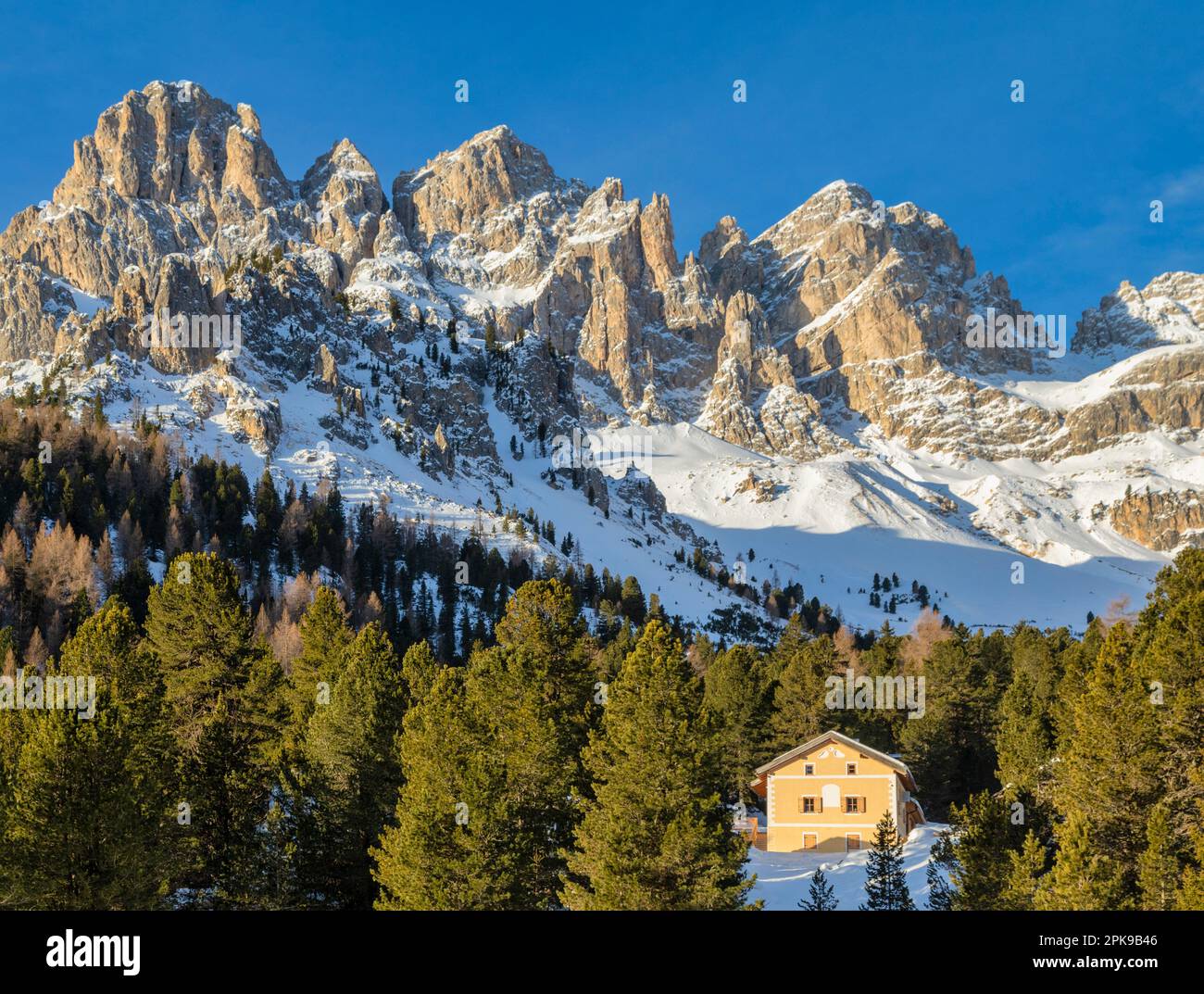 At the foots malga couler hi-res stock photography and images - Alamy