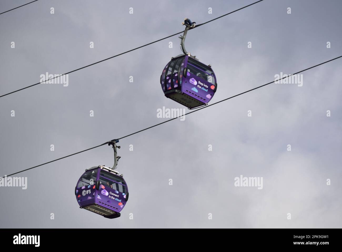 Passenger Pods on the IFS Cloud Cable Car in East London Stock Photo ...