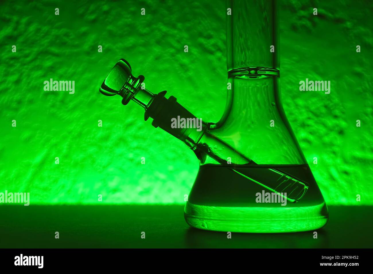 Glass flask for smoking hi-res stock photography and images - Alamy