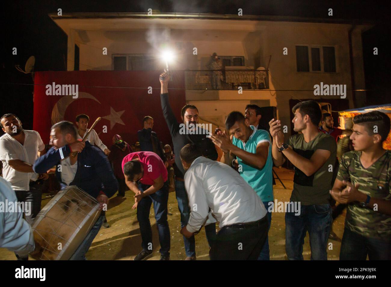Traditional turkish gun hi-res stock photography and images - Alamy