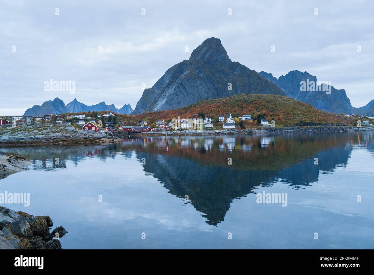 Norway, Lofoten, Moskenesoya, Moskenes, Reine, morning mood, reflection ...