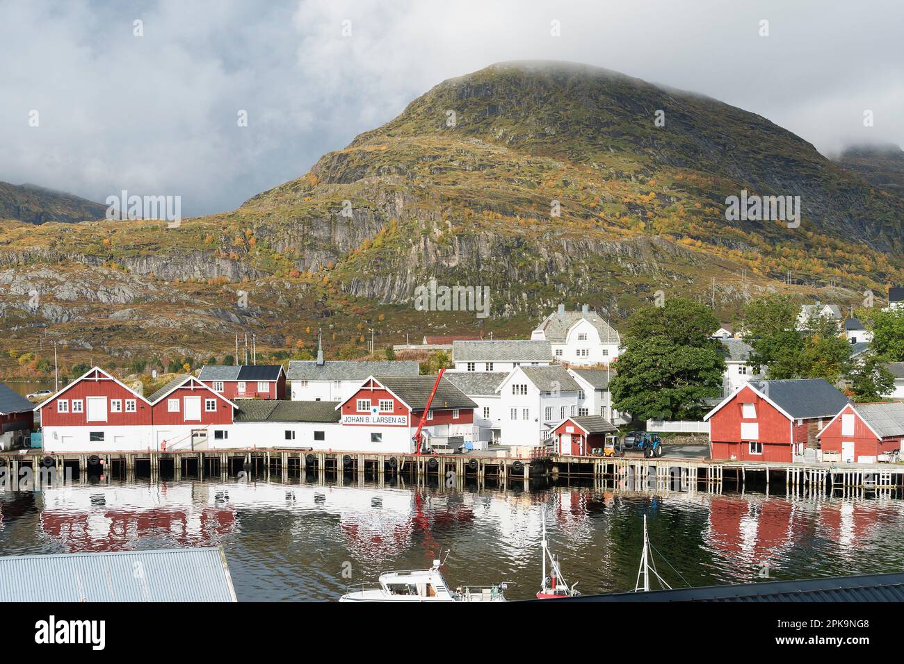 Norway, Lofoten, Moskenesoya, Sorvägen, harbor Stock Photo - Alamy