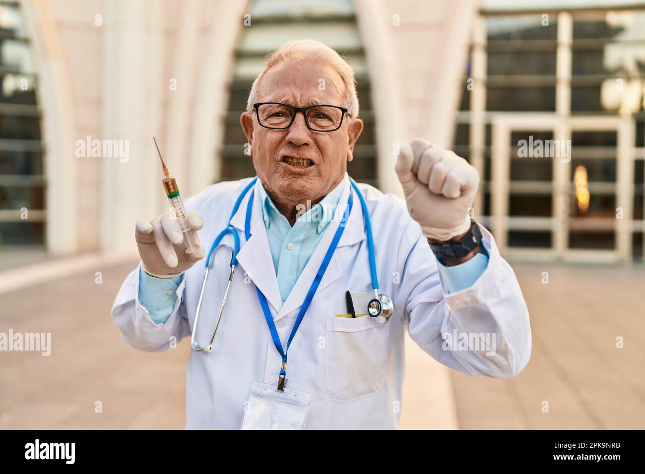 Man injection scream hi-res stock photography and images - Alamy