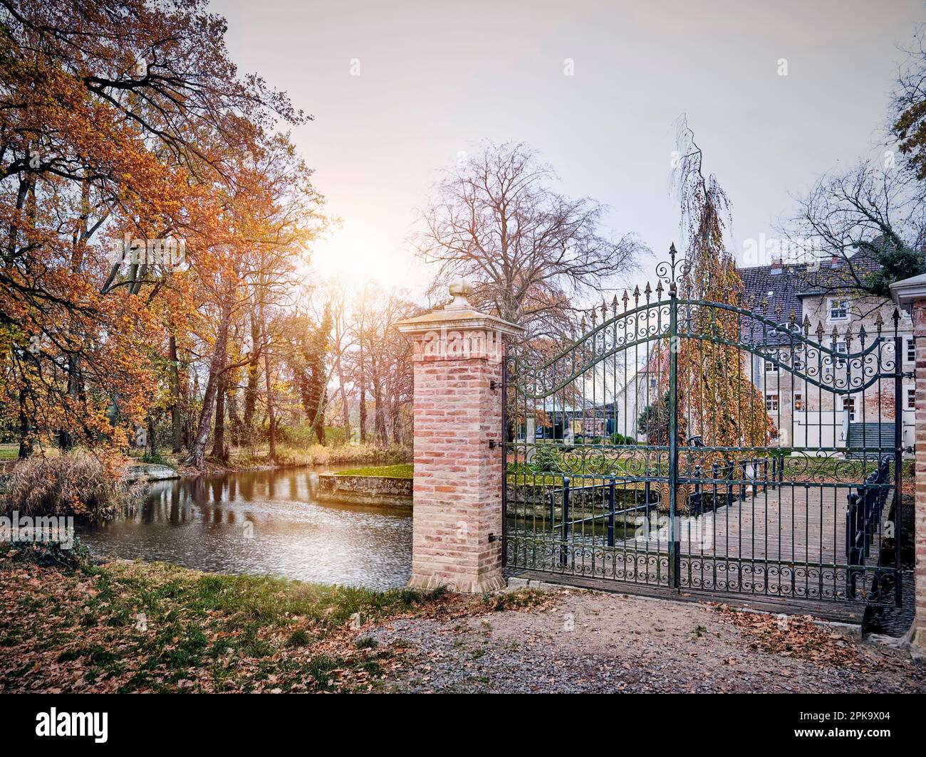 Moated castle of mellenthin hi-res stock photography and images - Alamy