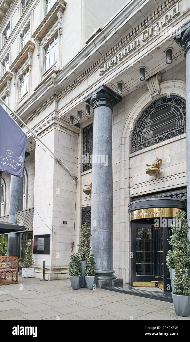 The Sheraton Grand Park Lane hotel, Piccadilly, London, England Stock ...