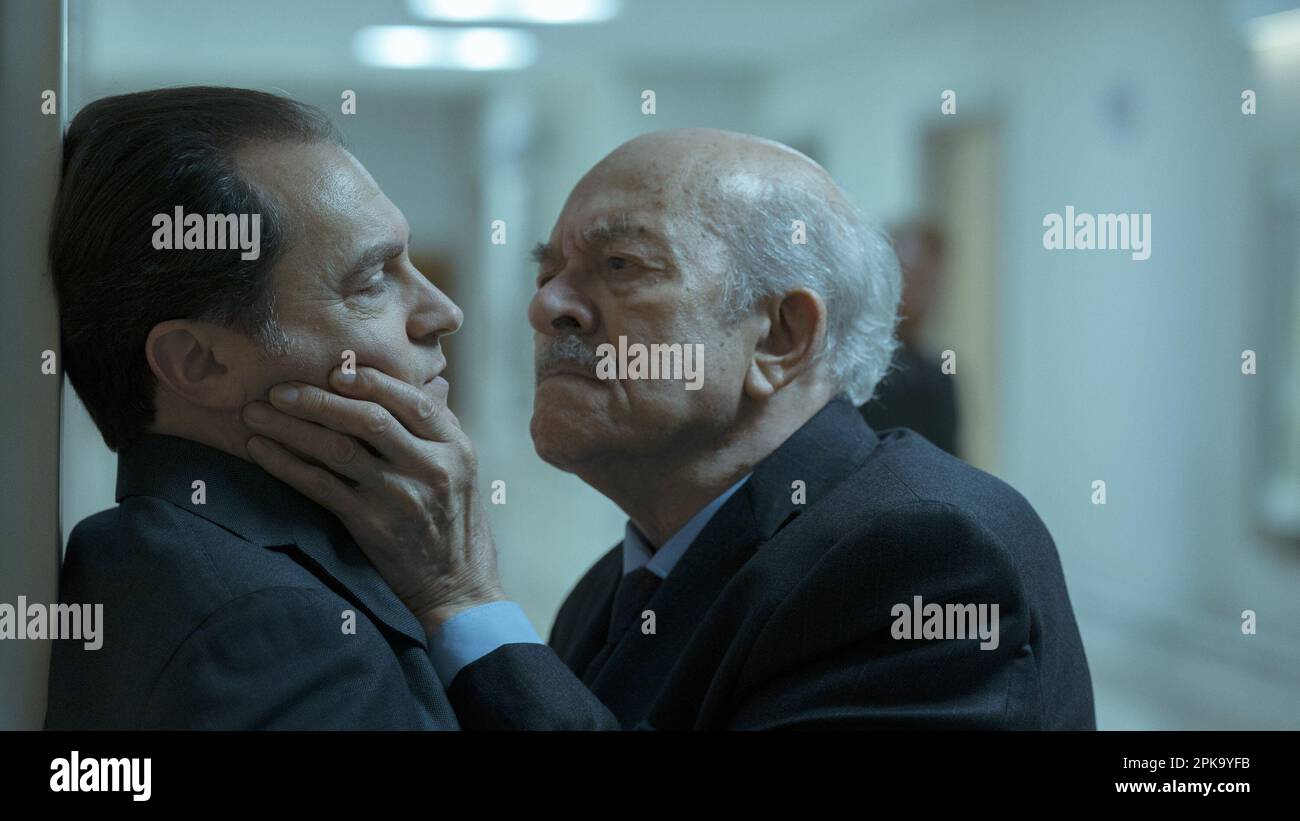 YOUR HONOR, from left: Michael Stuhlbarg, Mark Margolis, Part Sixteen ...