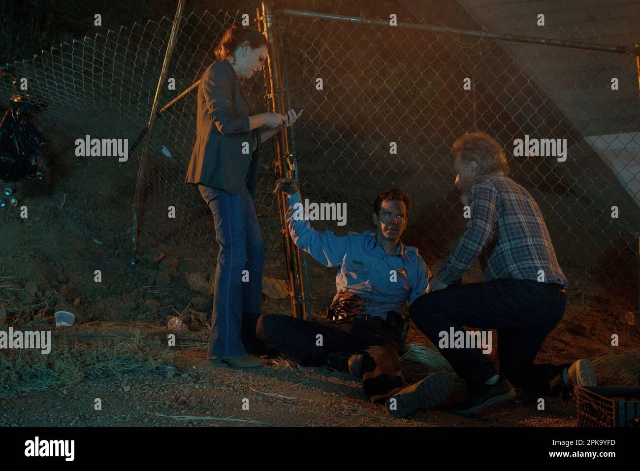 YOUR HONOR, from left: Amy Landecker, Sean Bridgers, Bryan Cranston ...