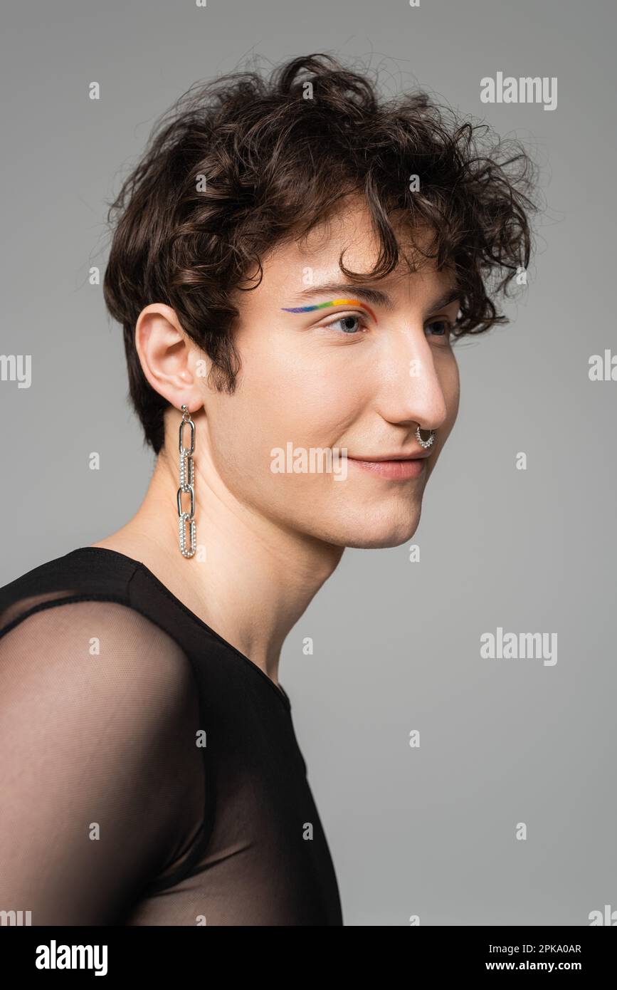 Rainbow eye liner hi-res stock photography and images - Alamy