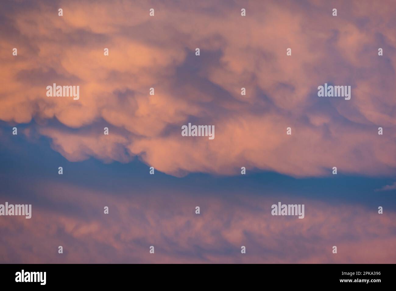 Atmospheric sky hi-res stock photography and images - Alamy