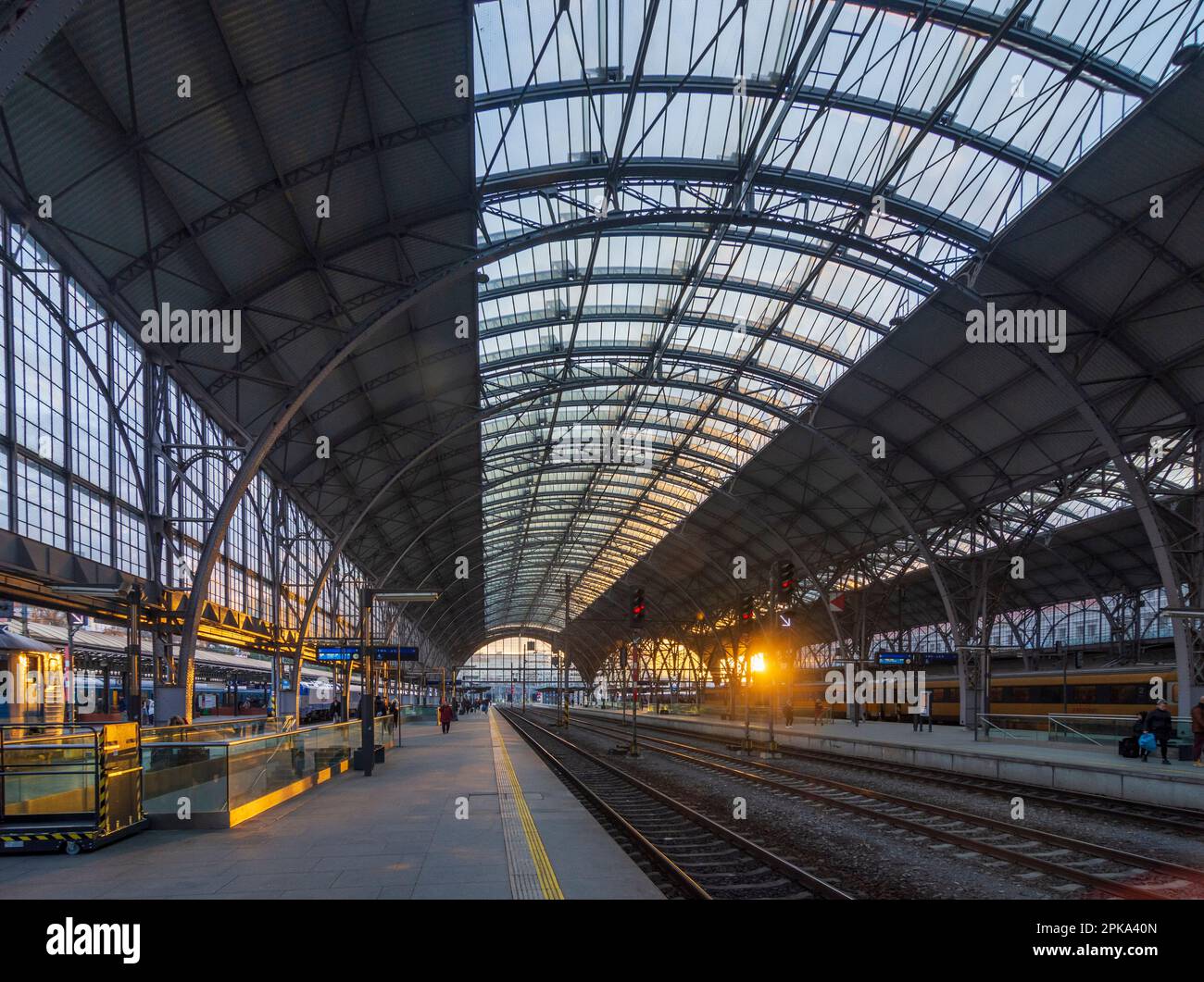 Praha, railway main station Praha hlavni nadrazi, trains in Prague ...