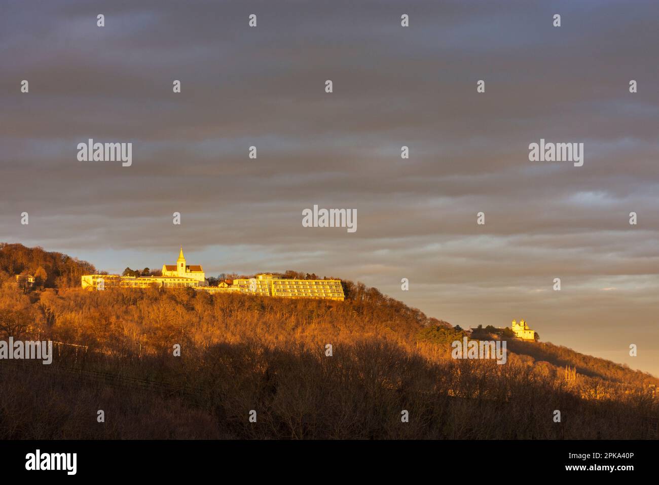 Wienerwald vienna woods with mountain kahlenberg with church hi-res ...