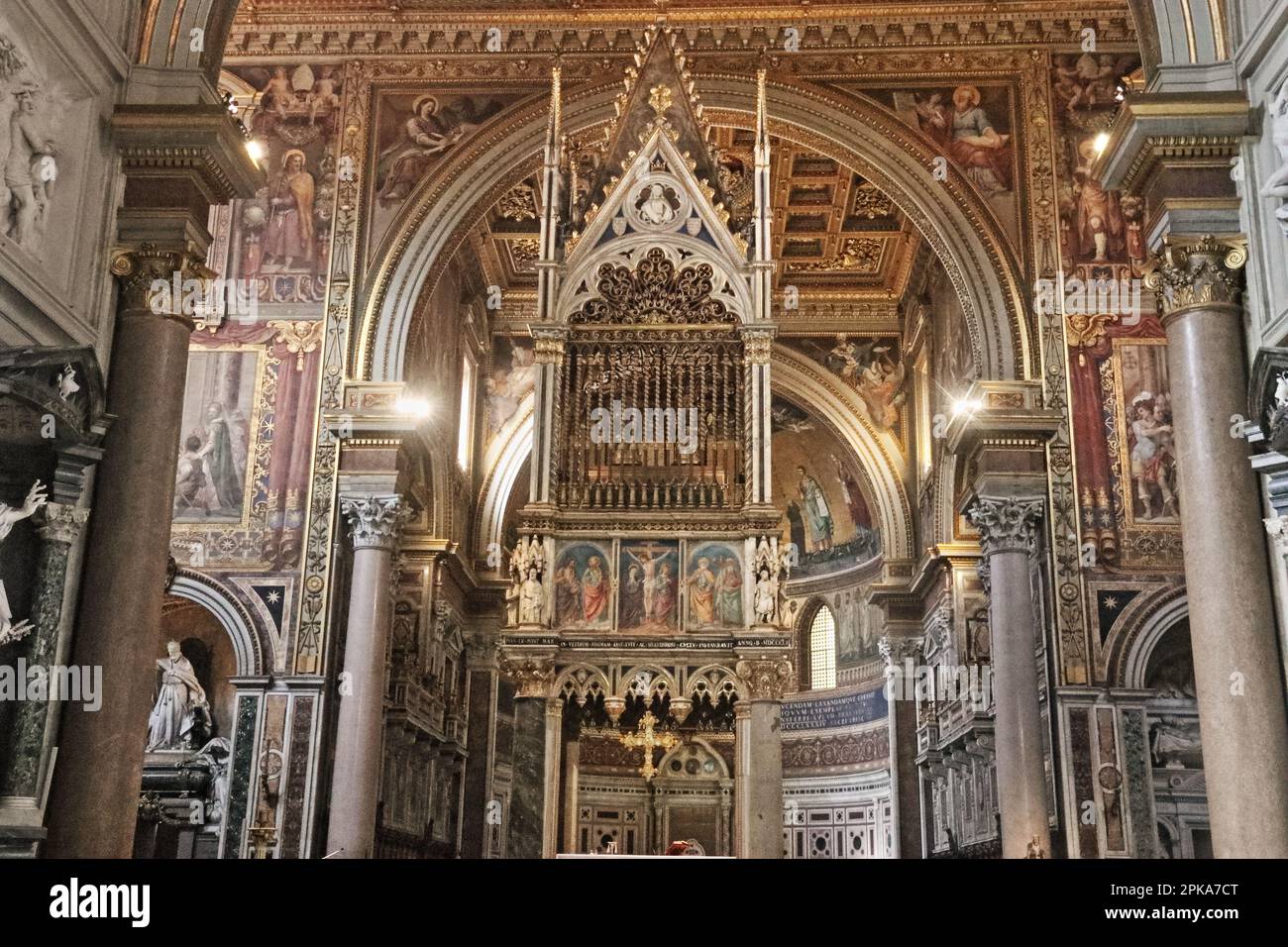 Roman rococo sculptors hi-res stock photography and images - Alamy