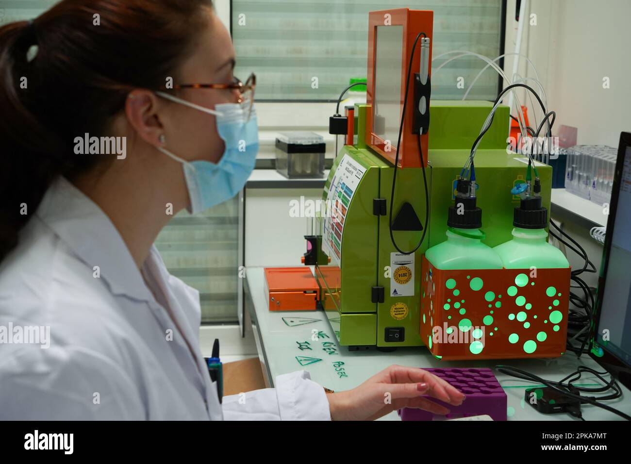 Research on chronic bacterial infections within Inserm. PhD student ... Research on chronic bacterial infections within Inserm. PhD student ...