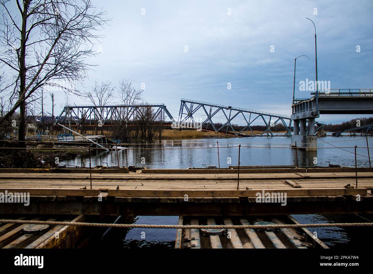 Destroyed bridge in war zone connecting Sloviansk and Lyman in the ...