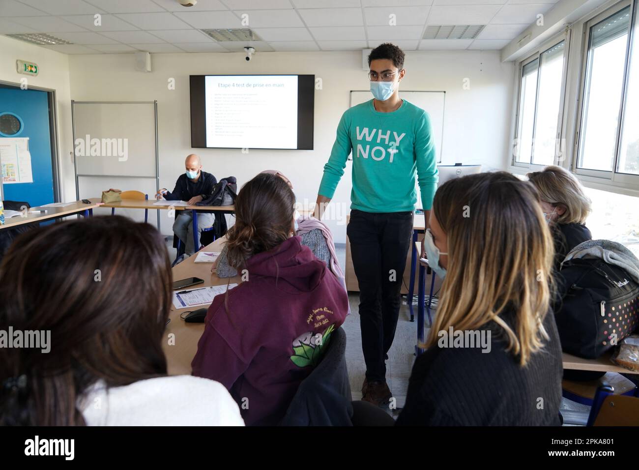 Medical students during a computer simulation workshop. The software ...