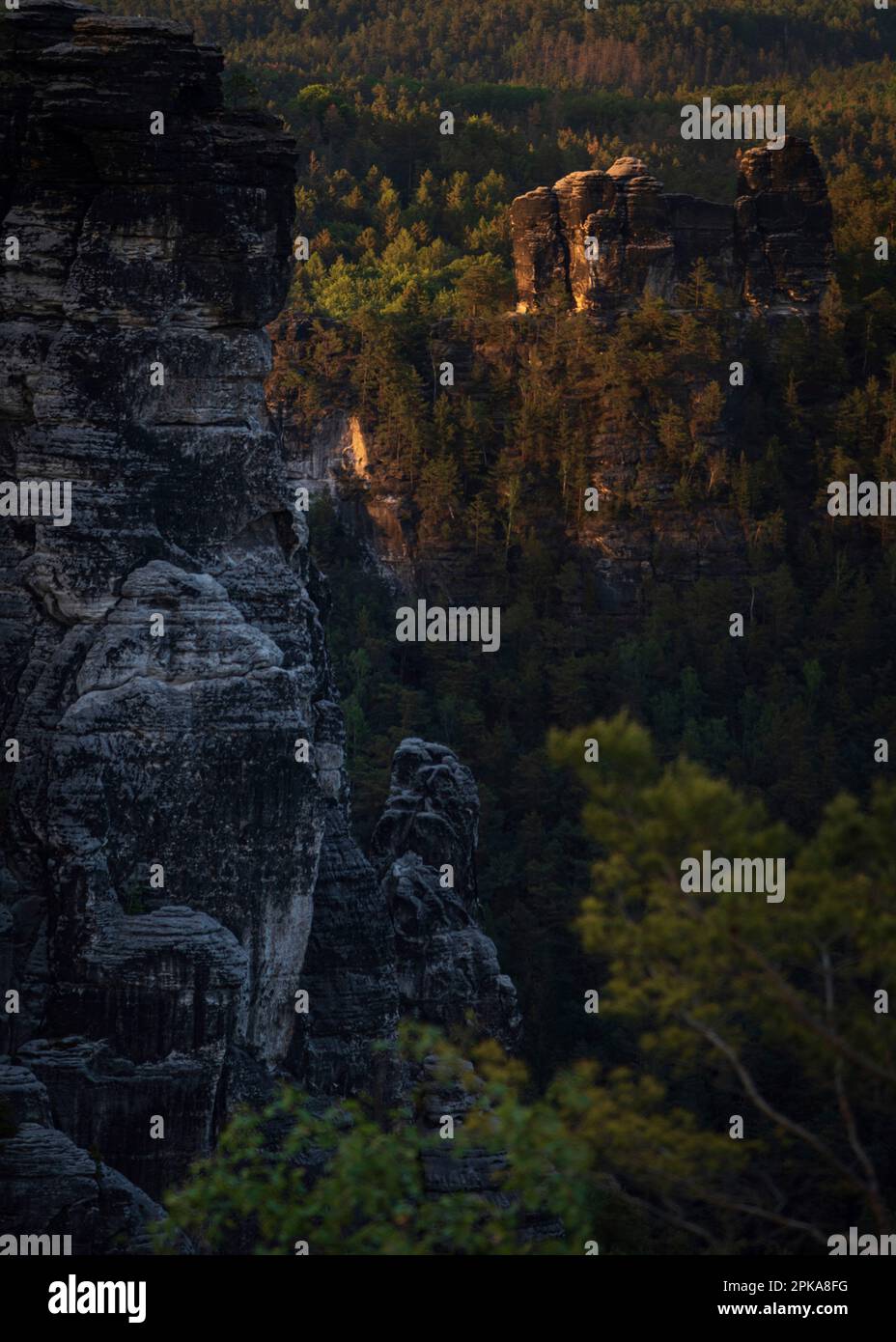 Ashlar sandstone mountains hi-res stock photography and images - Alamy