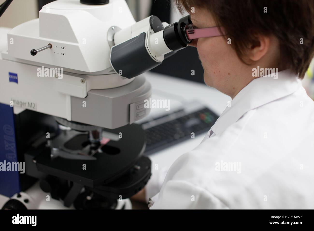 Cytogenetics laboratory hi-res stock photography and images - Alamy
