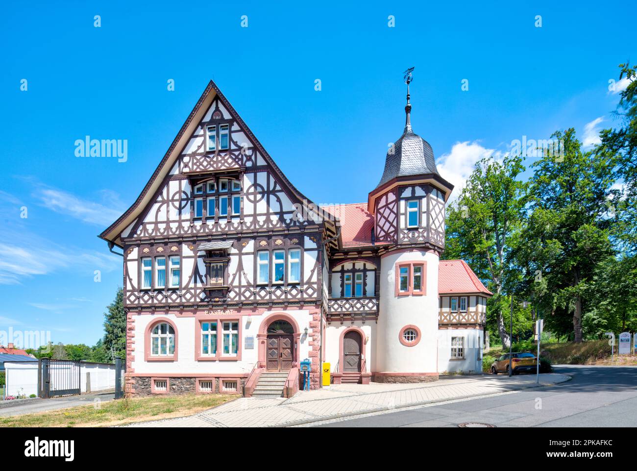 Historical post, half-timbering, architecture, house facade, village ...