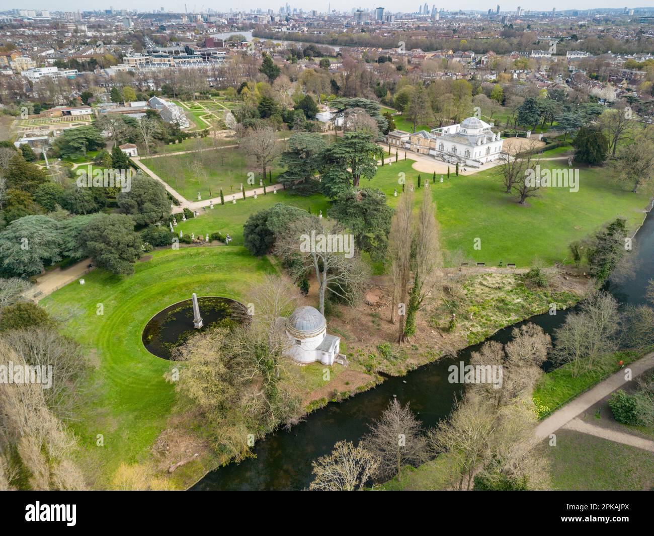 The Amphitheatre, Temple, Chiswick House, Chiswick Park, Chiswick ...