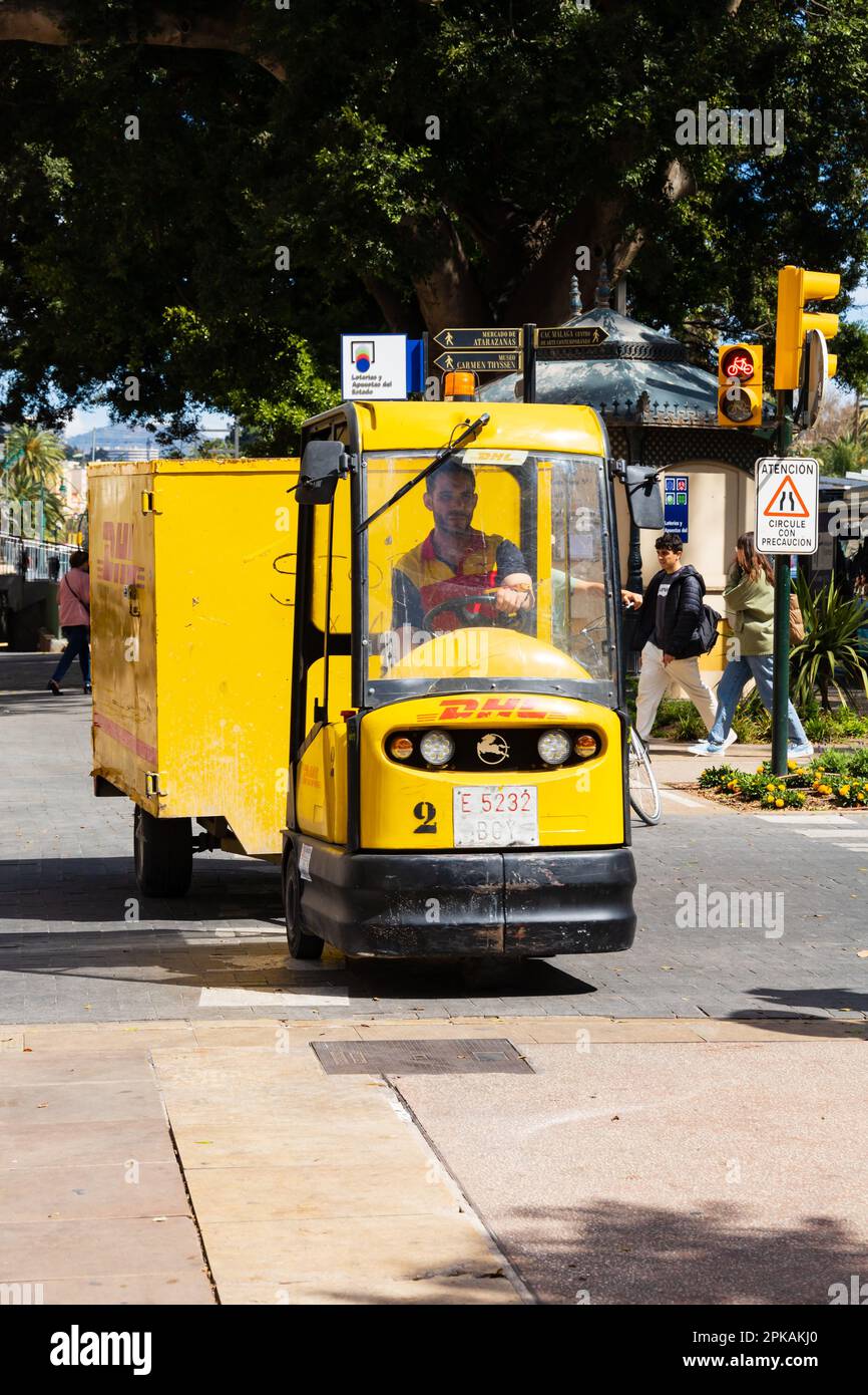 Iveco Pegaso DHL small 3 wheeled delivery system and trailer in use on ...