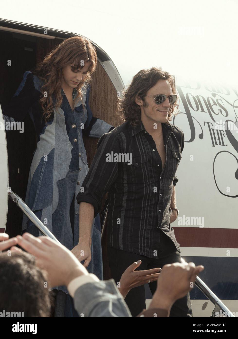 DAISY JONES & THE SIX, (aka DAISY JONES AND THE SIX), from left: Riley ...