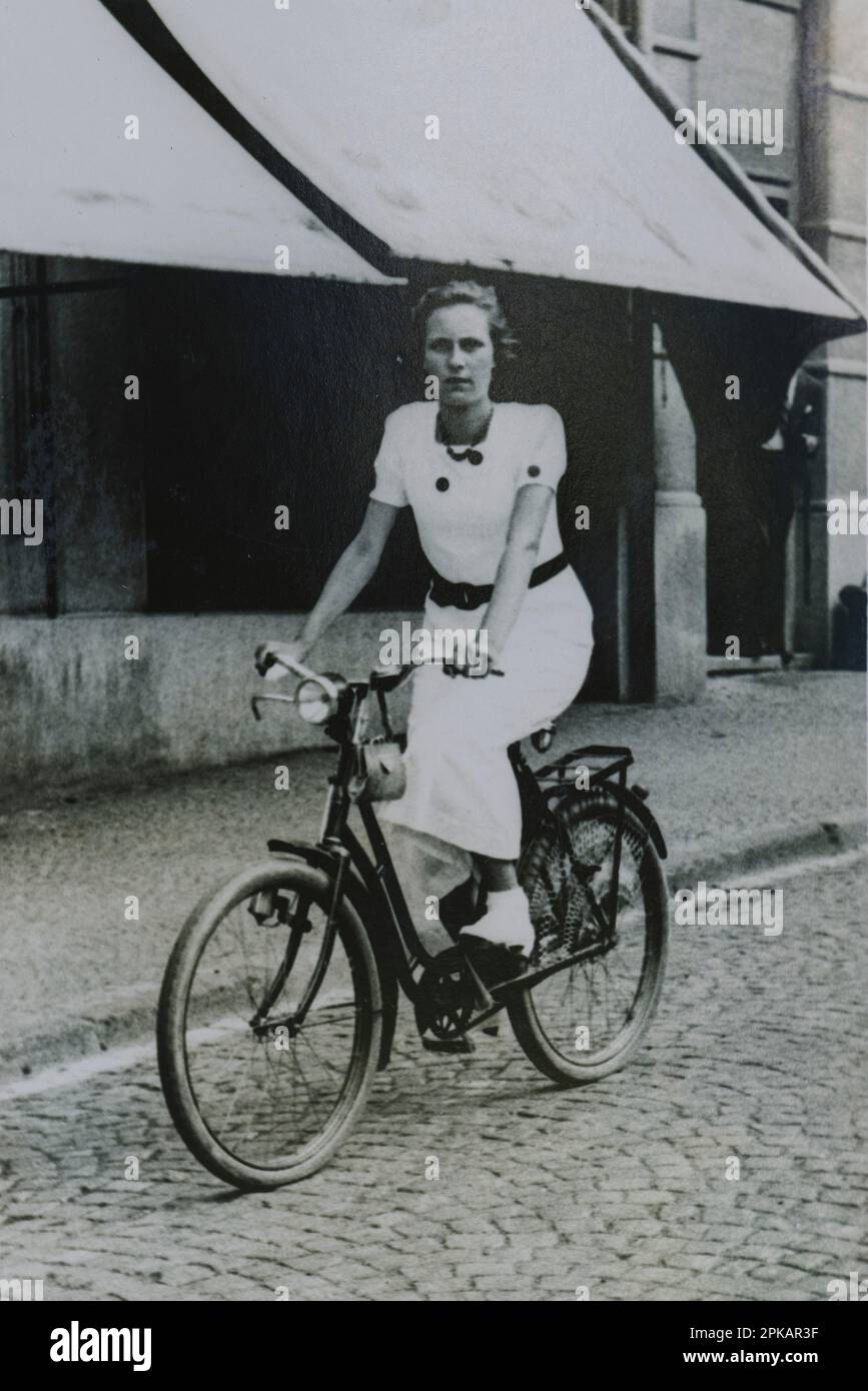 Black white photo german hi-res stock photography and images - Alamy