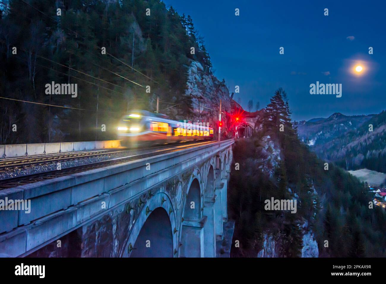 Breitenstein: Semmeringbahn (Semmering Railway), viaduct Krausel-Klause ...