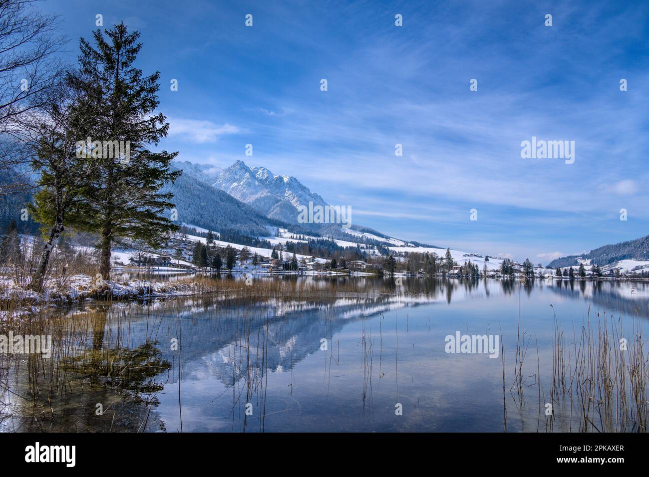 Austria, Tyrol, Kaiserwinkl, Walchsee, Walchsee against Kaiser ...