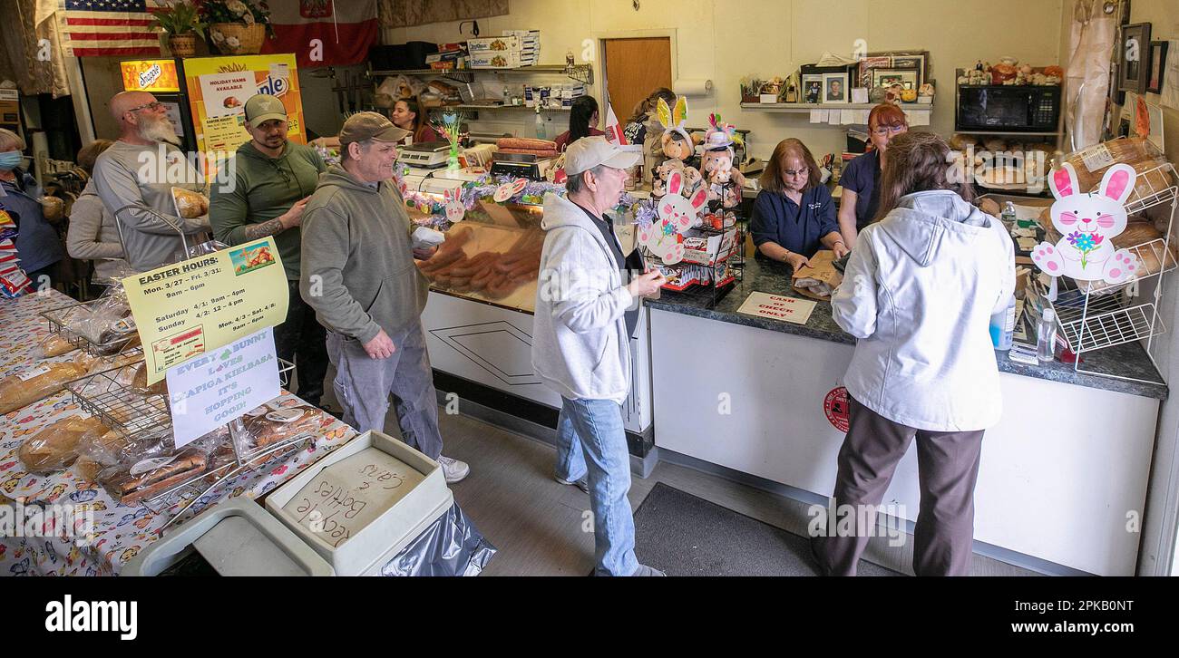 Customers shop at V. Czapiga & Son on Cooper Street in Meriden, Conn ...