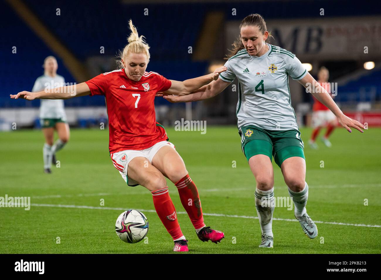 Sarah holland hi-res stock photography and images - Alamy