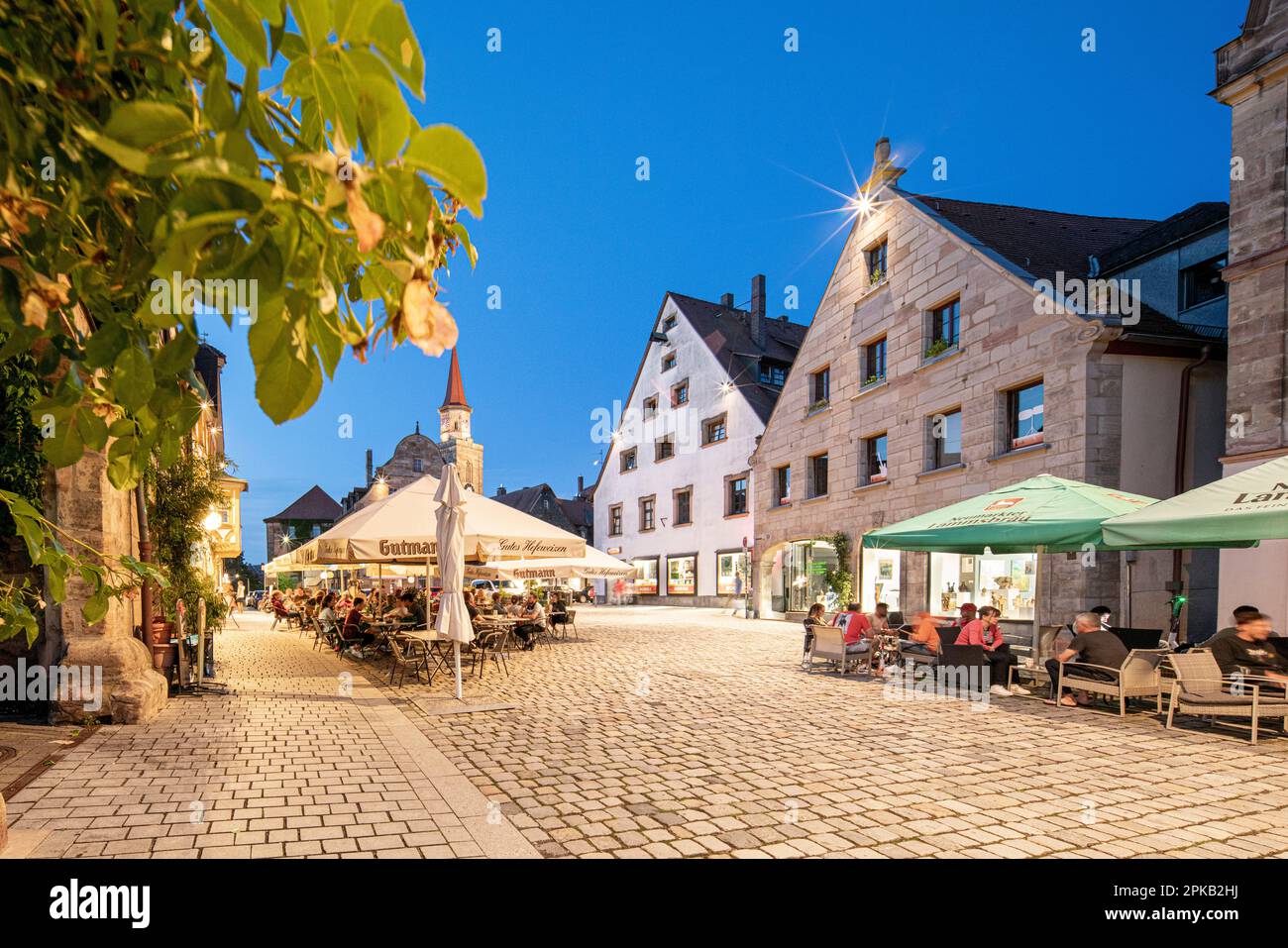 Market square, known as Grüner Markt in the old town of Fürth ...