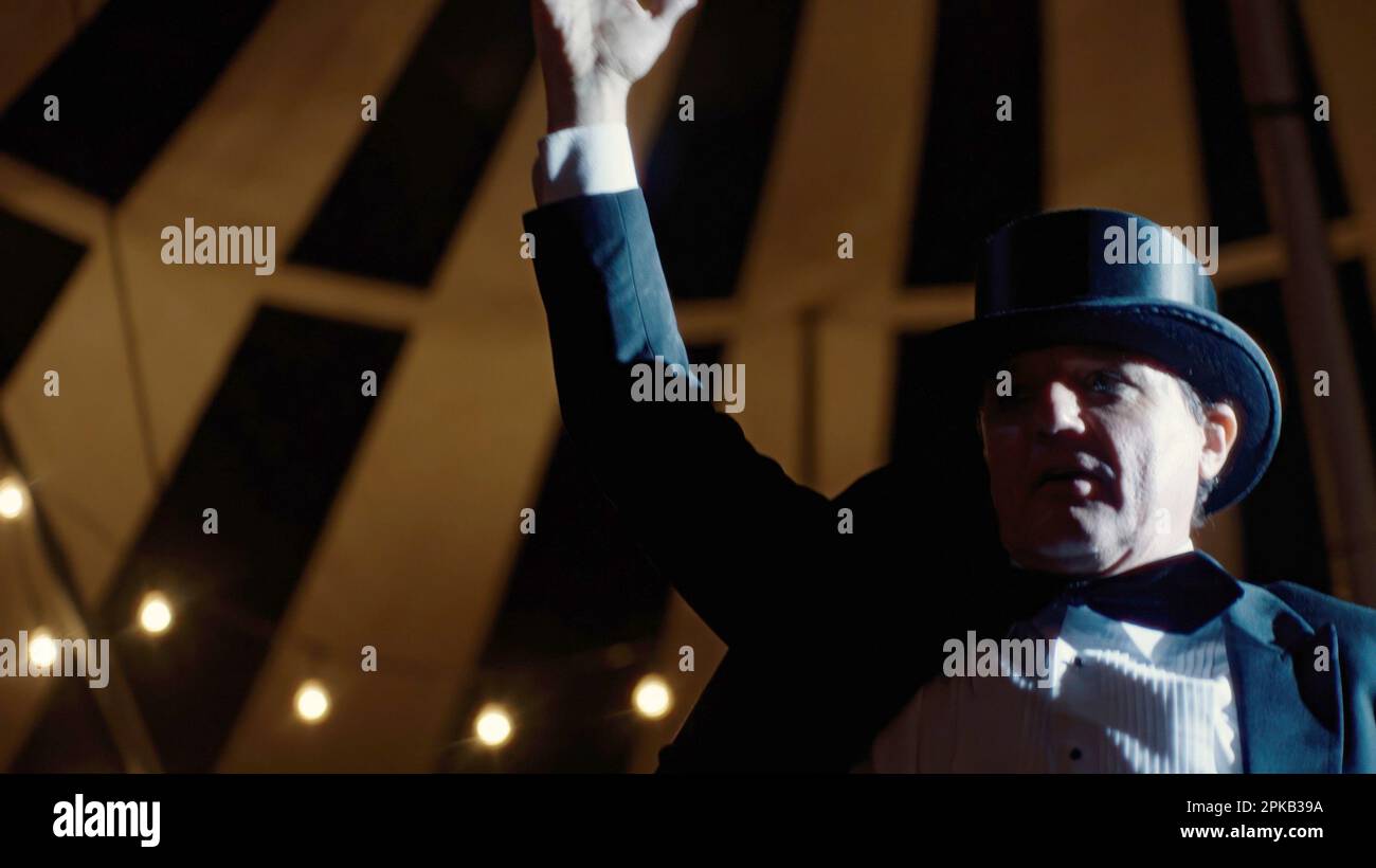 BALLOON ANIMAL, Ilia Volok, 2022. © Buffalo 8 Productions / Courtesy ...