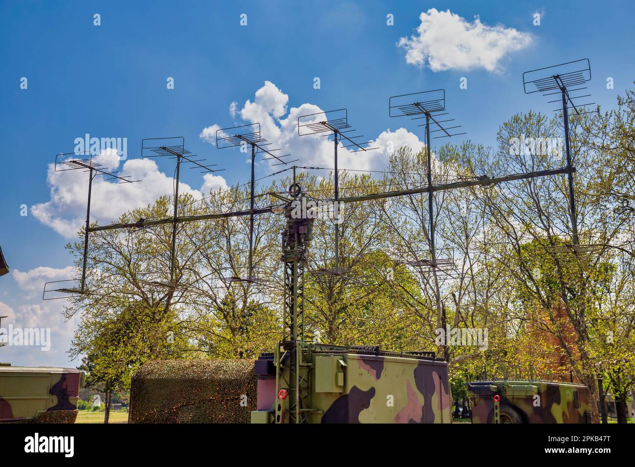 Light wave radar signal hi-res stock photography and images - Alamy