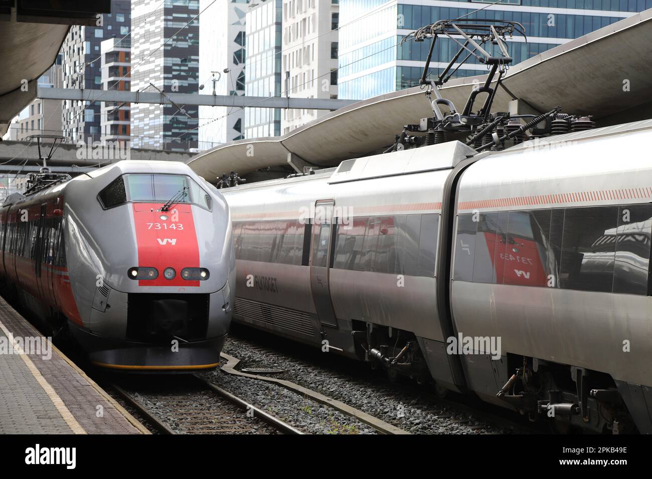 Oslo central train station building hi-res stock photography and images ...