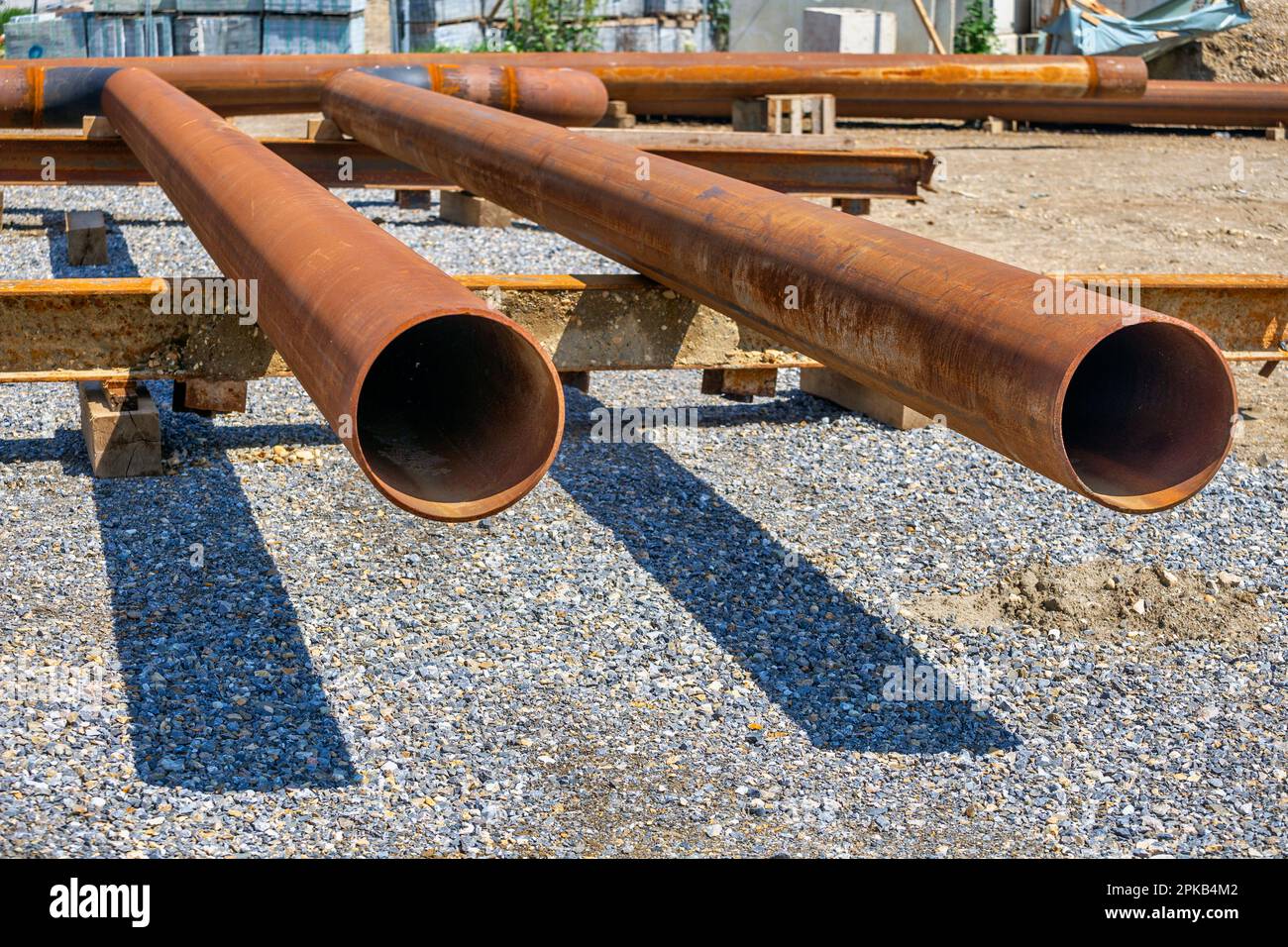 Preparation of pipes for installation to repair or restore in street ...