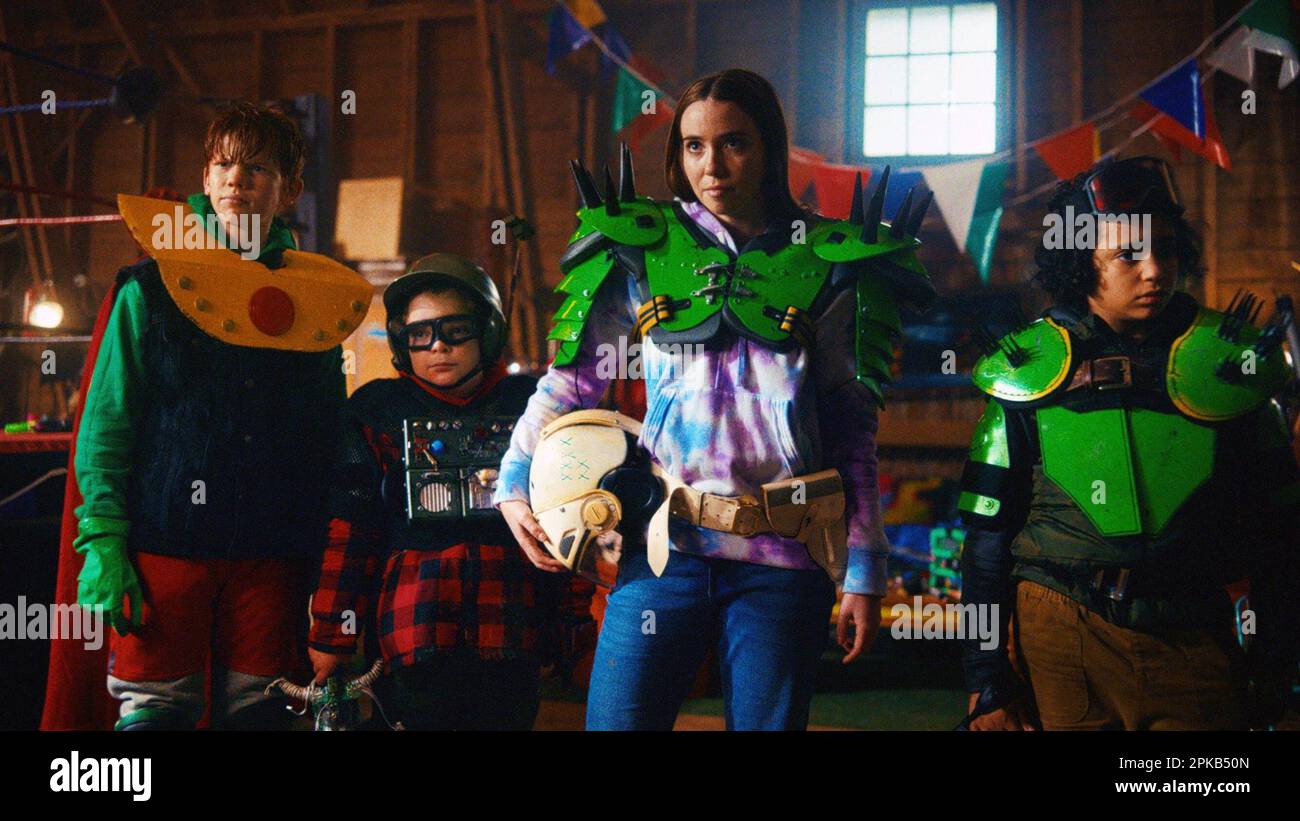 KIDS VS. ALIENS, (aka KIDS VS ALIENS), from left: Ben Tector, Asher ...