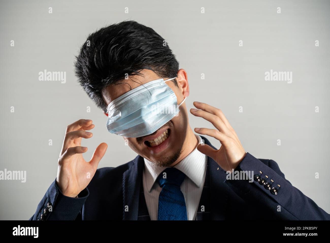 Human screaming hi-res stock photography and images - Alamy