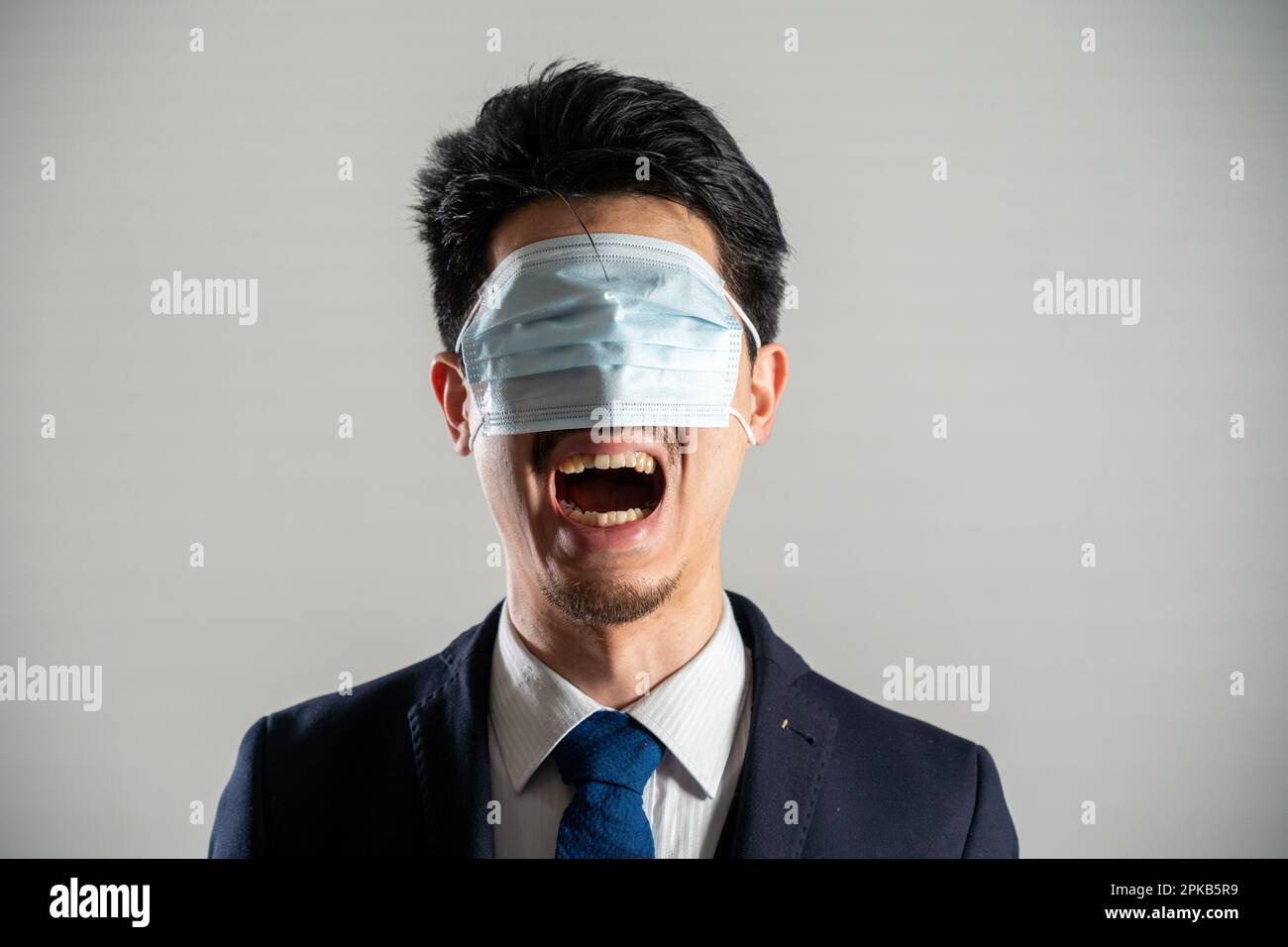 Screaming face hospital hi-res stock photography and images - Alamy