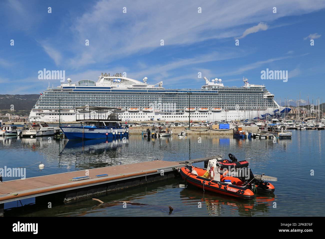 Terminal de la gare hi-res stock photography and images - Alamy